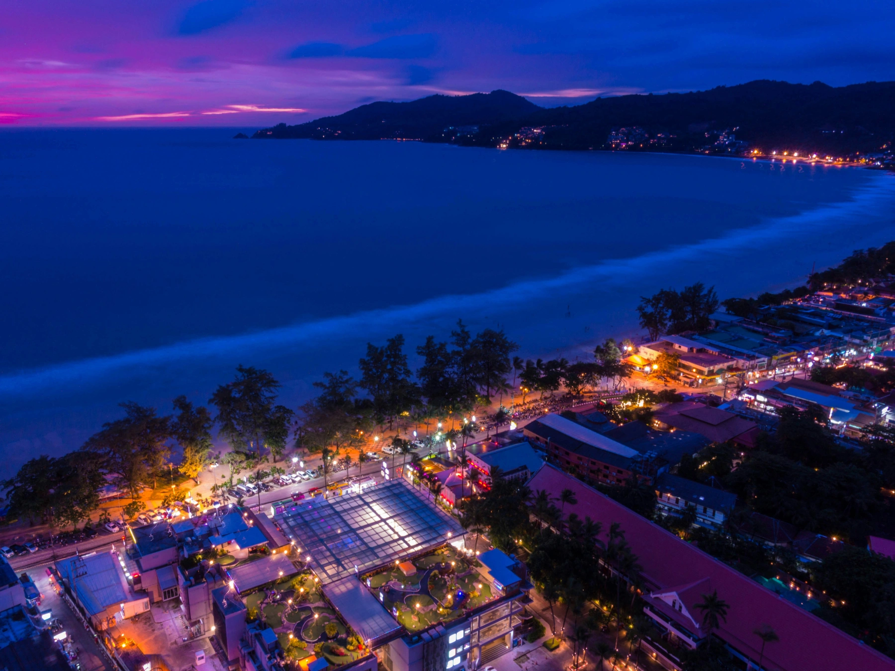 Bangkok vs. Phuket: Which Destination is Right for You?